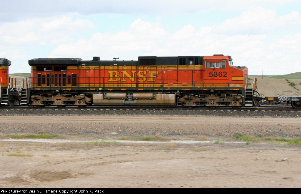 BNSF 5362